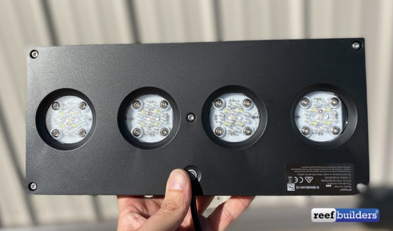 AquaIllumination presenta tutta la sua nuova linea: Hydra 64, 32 e 16