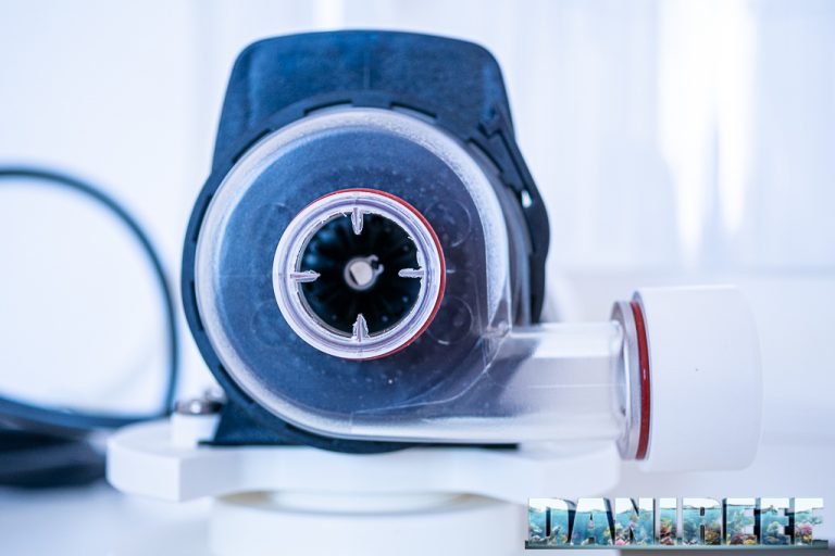 UltraReef Typhoon UKD 200 review - what an amazing skimmer